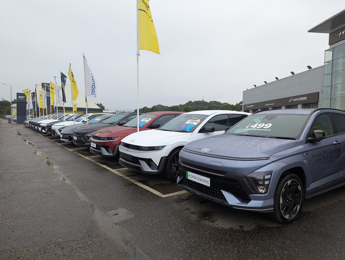 Arnold Clark Inverness Motorstore / Hyundai | AccessAble