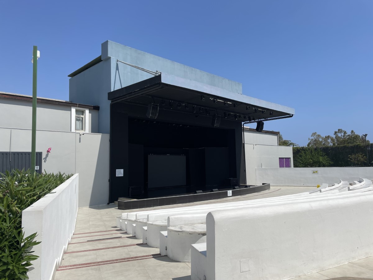 Holiday Village Turkey - Amphitheatre Entertainment | AccessAble
