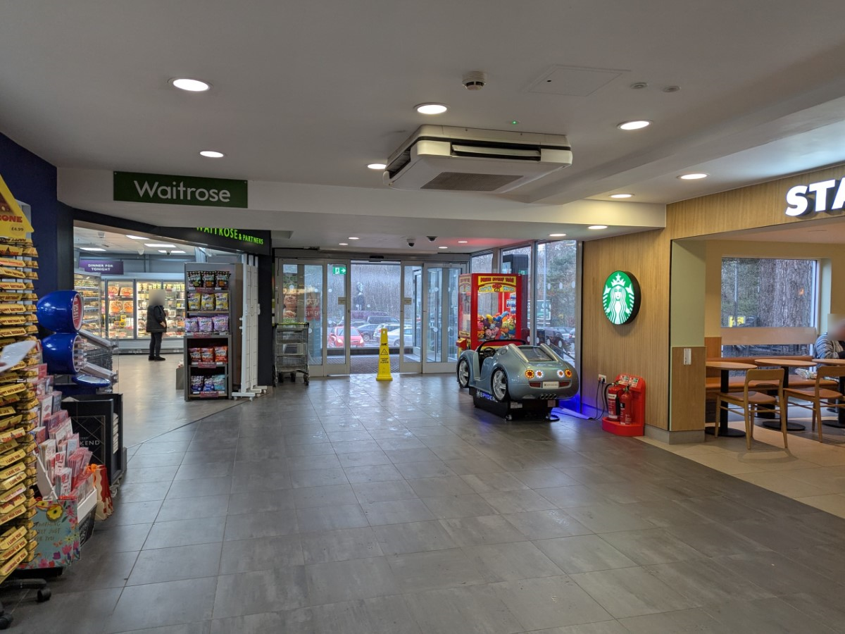 M3 - Fleet Services - Northbound - Welcome Break | AccessAble