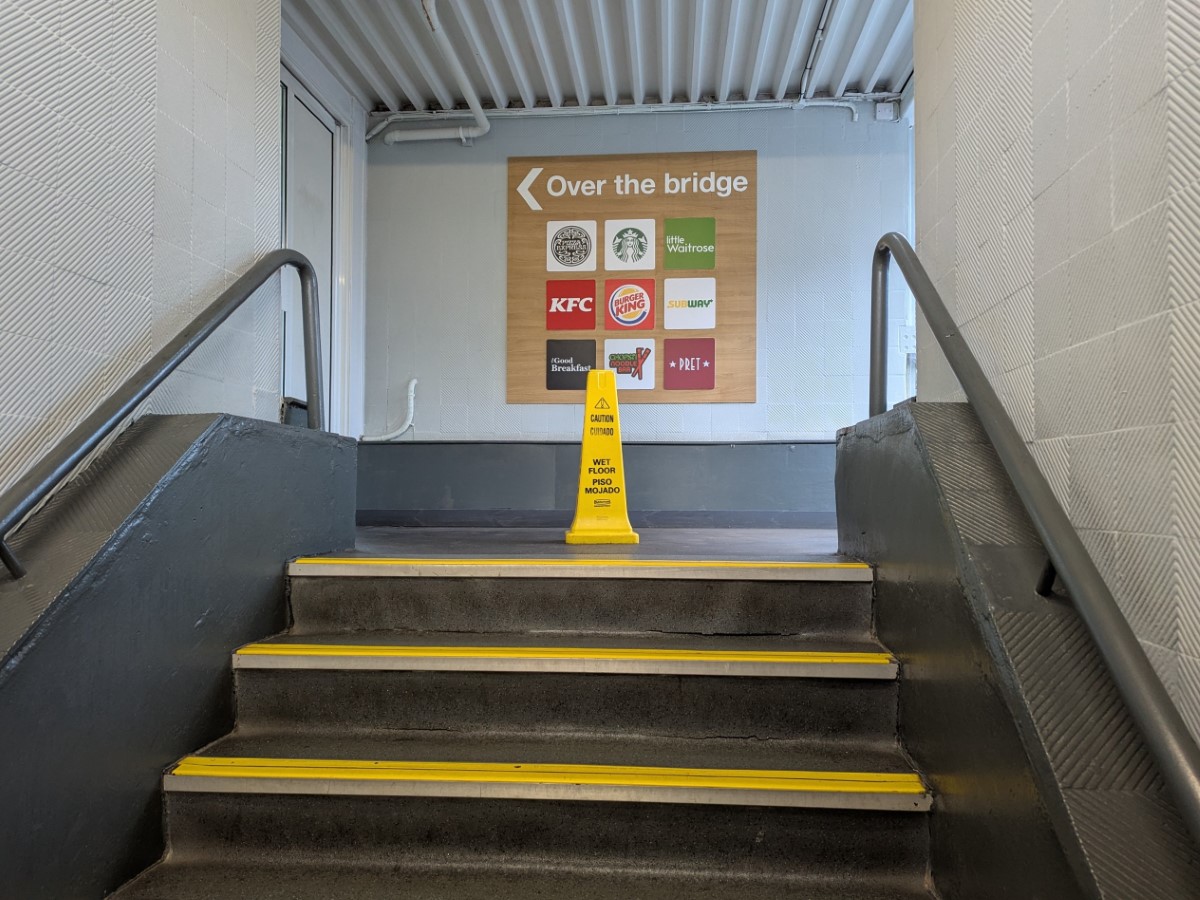 M3 - Fleet Services - Northbound - Welcome Break | AccessAble