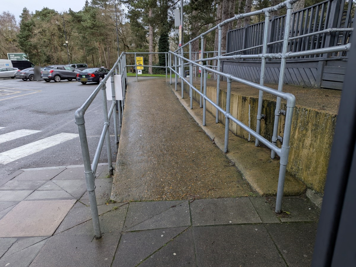 M3 - Fleet Services - Northbound - Welcome Break | AccessAble