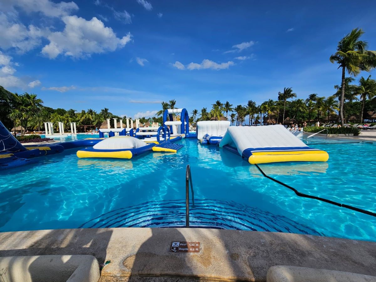 Grand Palladium Kantenah Resort and Spa - Swimming Pools | AccessAble