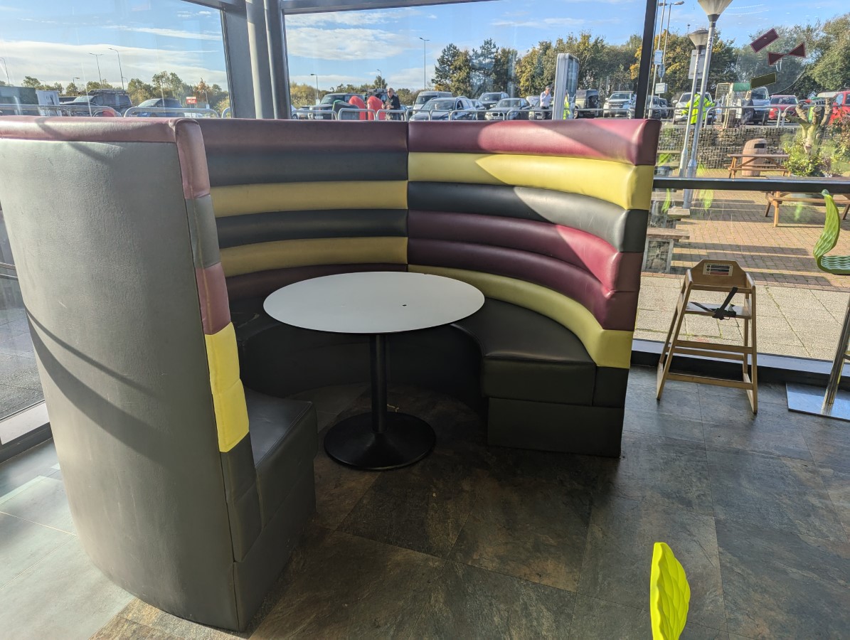 M5 - Strensham Services - Southbound - Roadchef | AccessAble