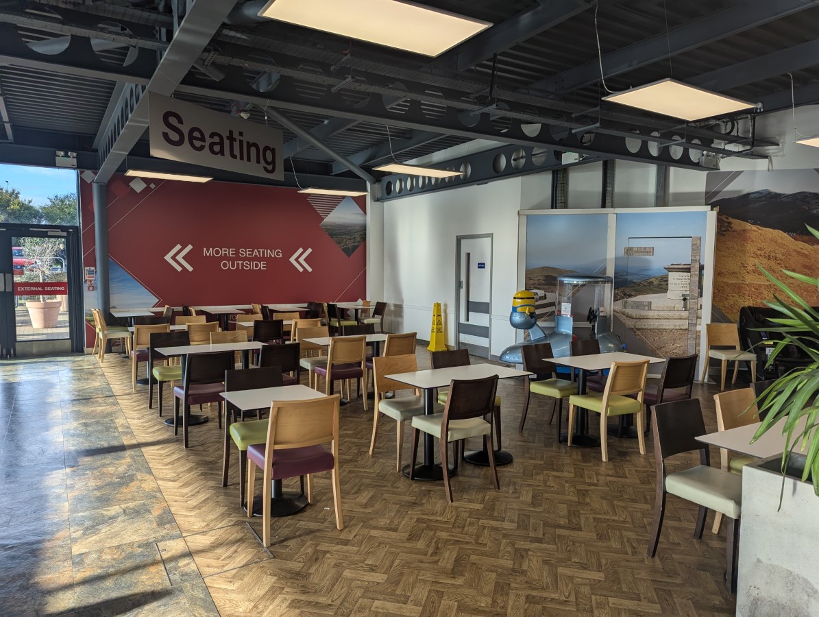 M5 - Strensham Services - Southbound - Roadchef | AccessAble