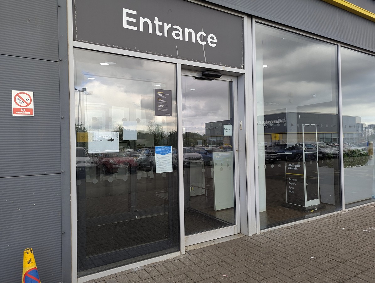 Arnold Clark Edinburgh Sighthill - Servicing and Repairs | AccessAble