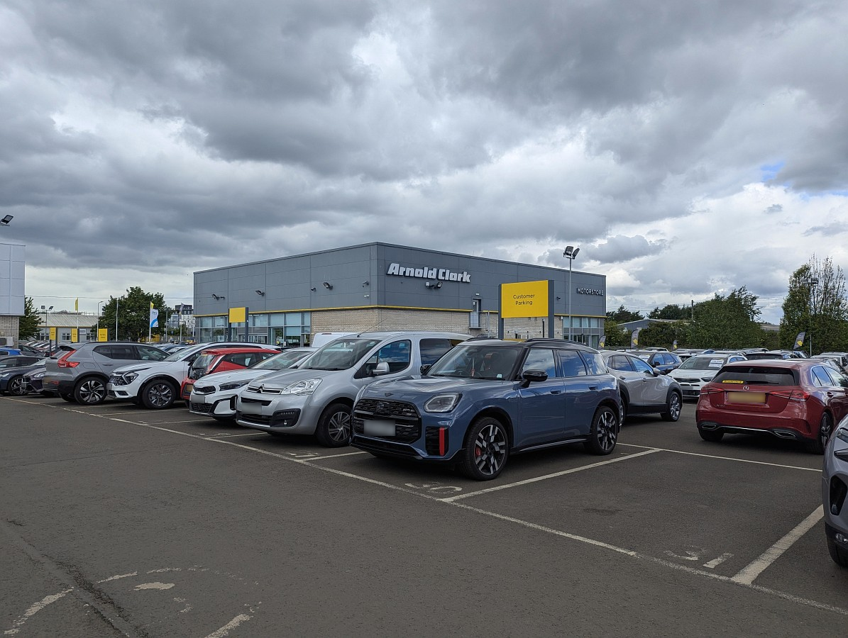 Arnold Clark Edinburgh Sighthill - Servicing and Repairs | AccessAble