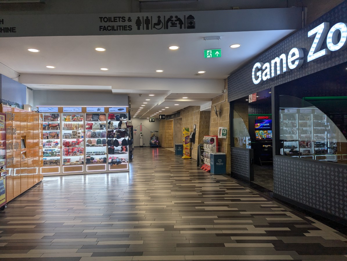 M40 - Oxford Services - Welcome Break | AccessAble