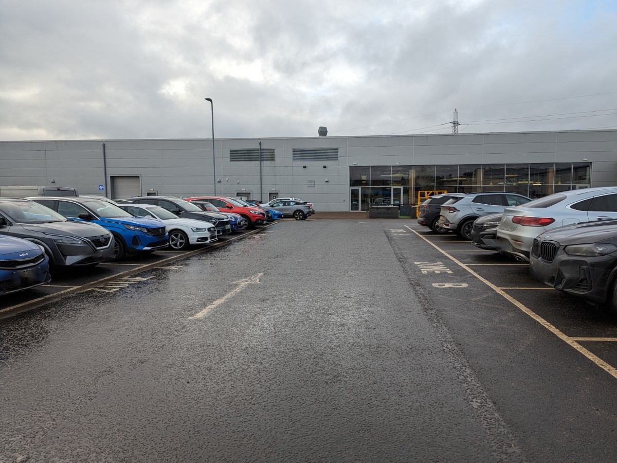 Arnold Clark Head Office | AccessAble
