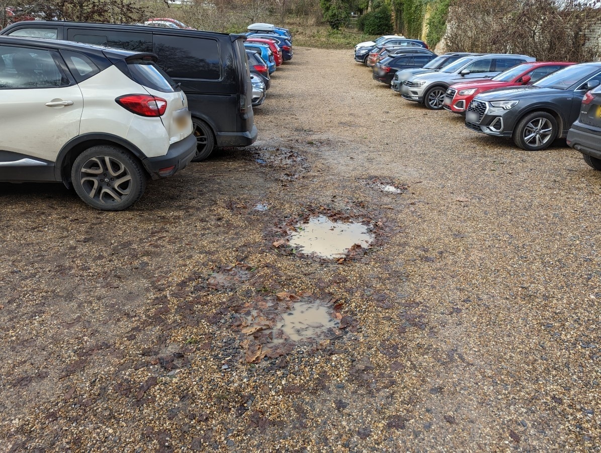 Basildon Park - Parking and Arrival | AccessAble