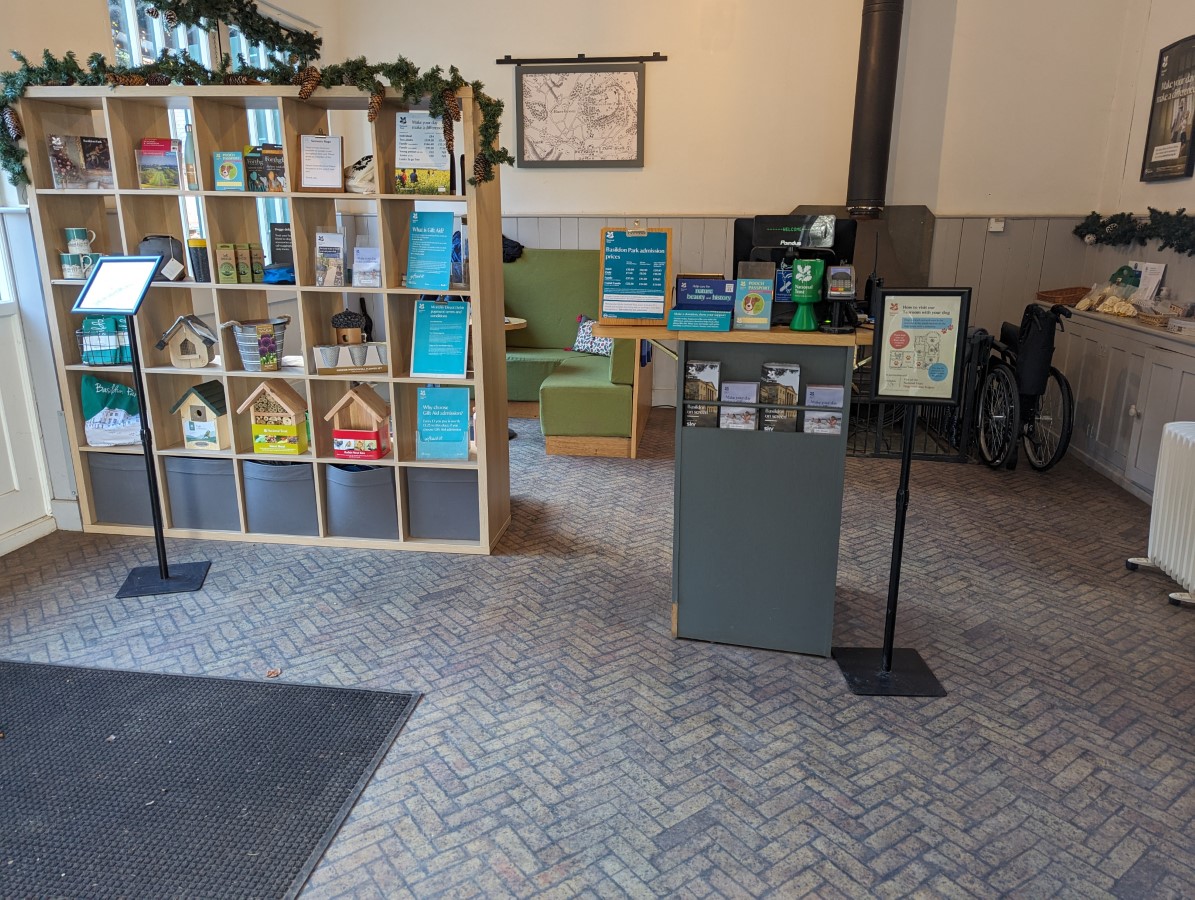 Basildon Park - Parking and Arrival | AccessAble