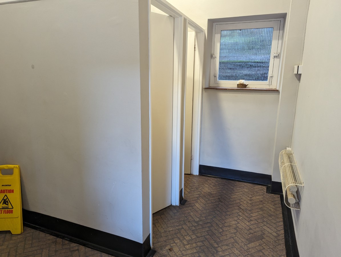 Basildon Park - Parking and Arrival | AccessAble