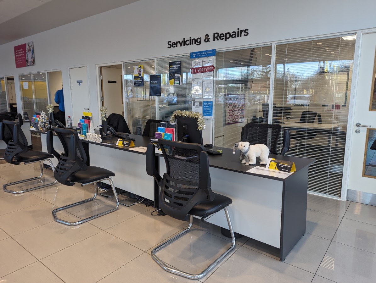 Arnold Clark Burton upon Trent Motorstore | AccessAble