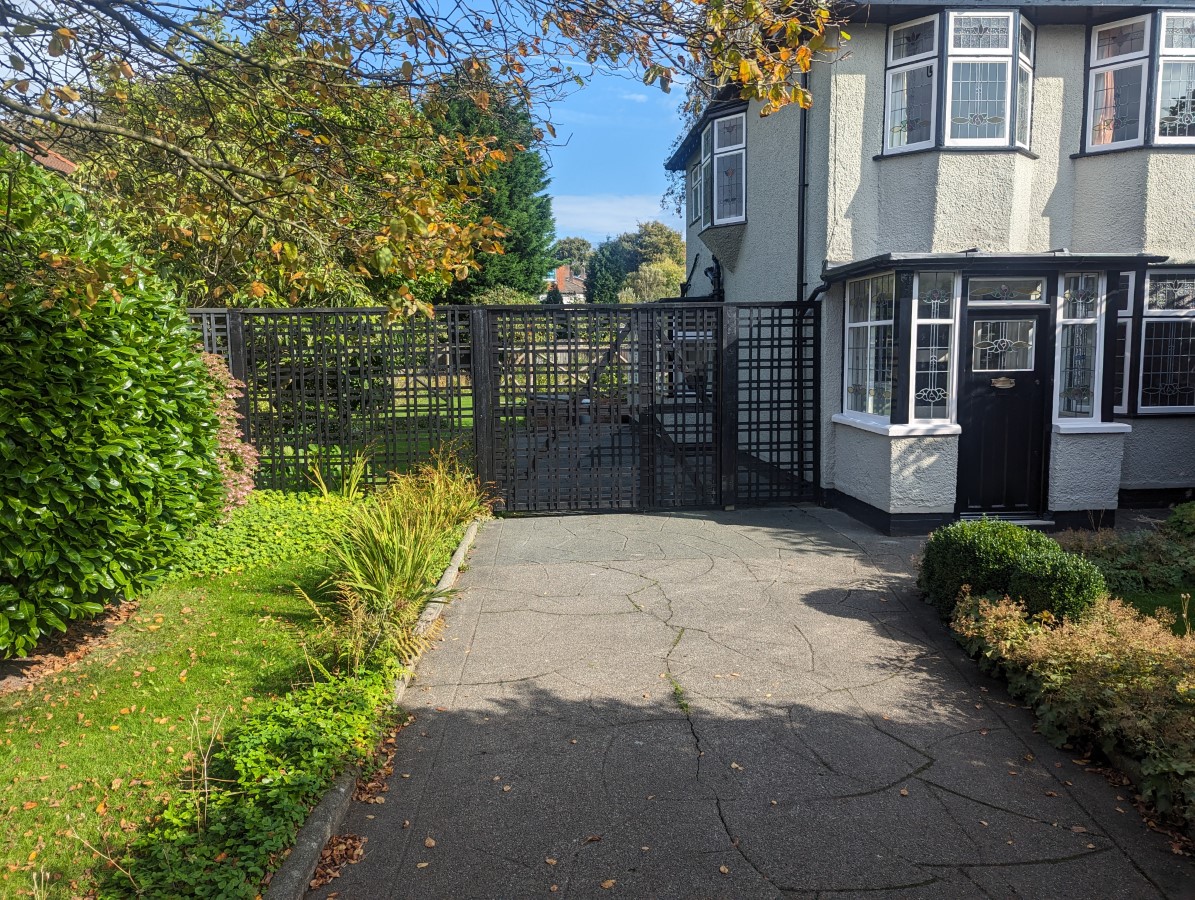 The Beatles' Childhood Homes - Mendips | AccessAble