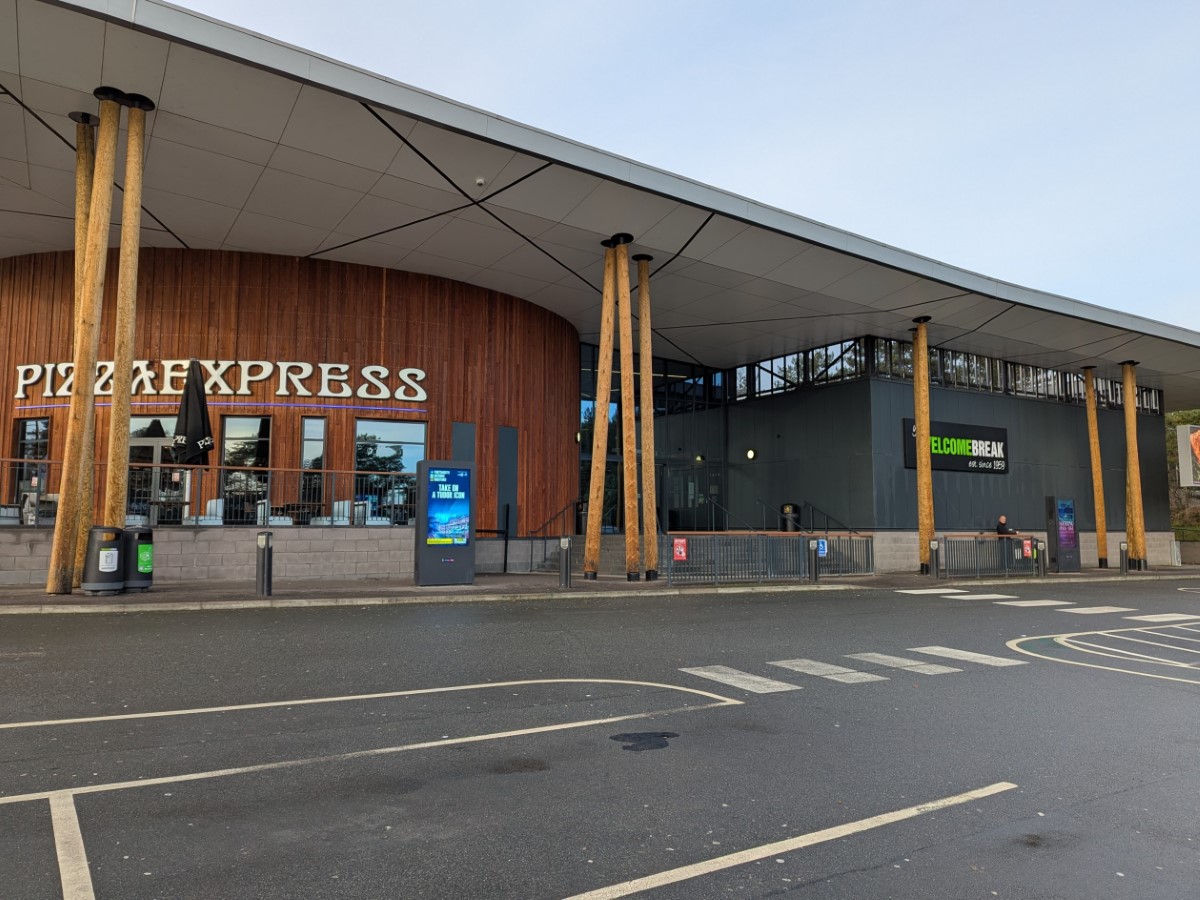 M3 - Fleet Services - Southbound - Welcome Break | AccessAble