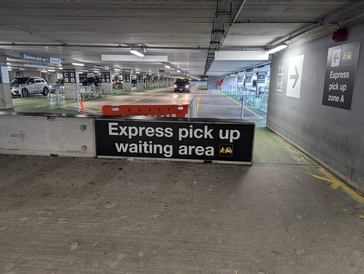 Terminal 2 - Pick Up and Drop Off | AccessAble