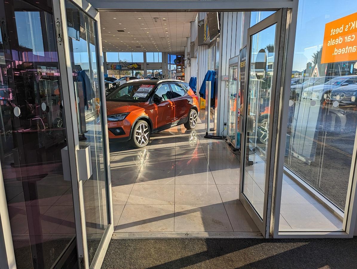 Arnold Clark Motherwell Motorstore | AccessAble