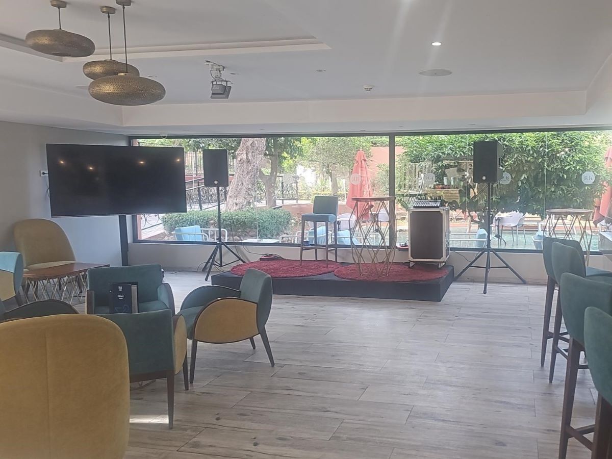 TUI BLUE Medina Gardens - Entertainment | AccessAble