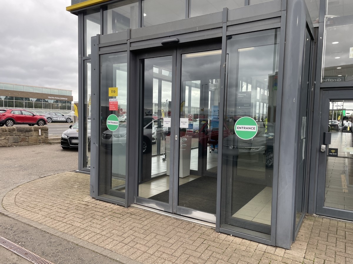 Arnold Clark Edinburgh Seafield Motorstore | AccessAble