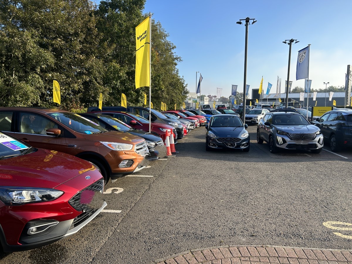 Arnold Clark Stirling Citroën / DS / Peugeot | AccessAble