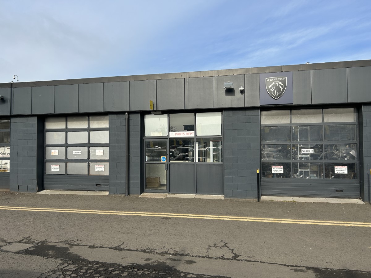 Arnold Clark Stirling Citroën / DS / Peugeot | AccessAble