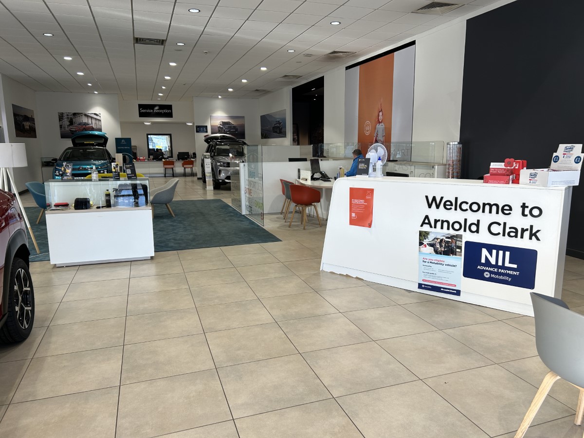 Arnold Clark Stirling Citroën / DS / Peugeot | AccessAble