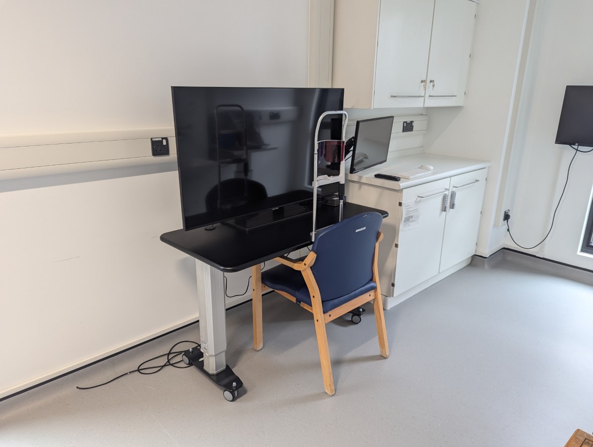Royal Eye Infirmary - Main Outpatients Department | AccessAble