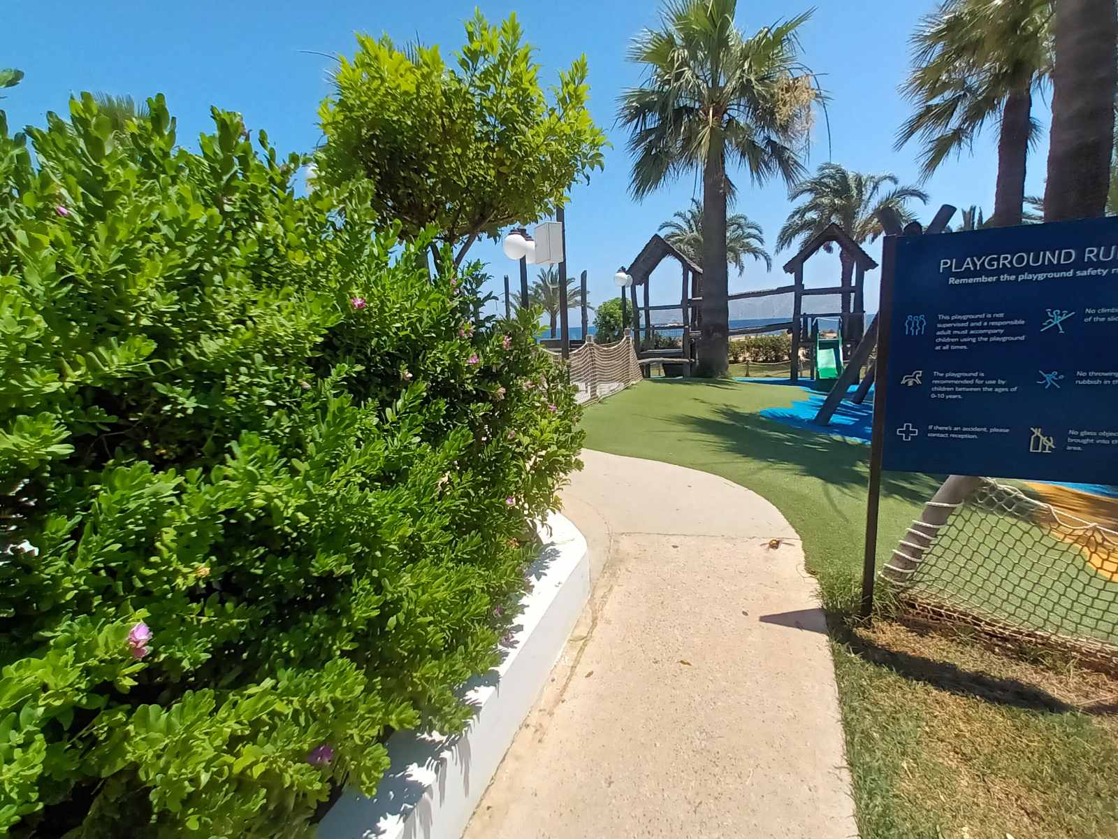 TUI BLUE Nausicaa Beach | AccessAble