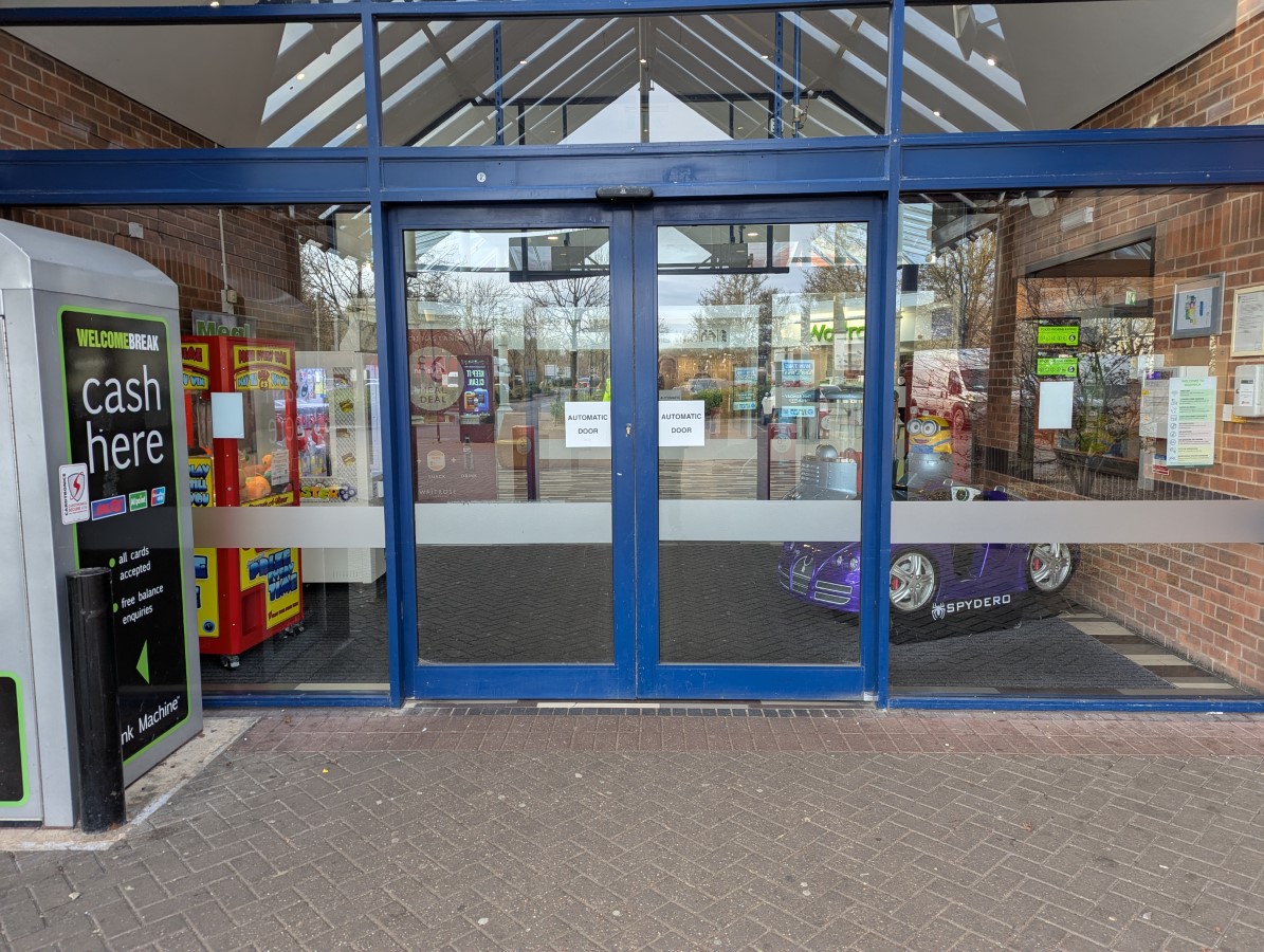 M40 - Warwick Services - Northbound - Welcome Break | AccessAble