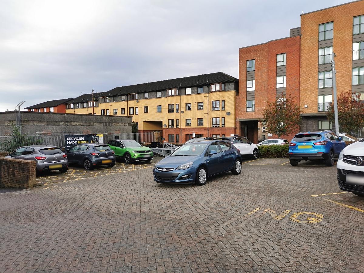 Arnold Clark Glasgow Garscube Road Vauxhall | AccessAble