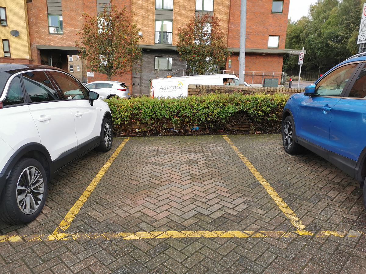 Arnold Clark Glasgow Garscube Road Vauxhall | AccessAble