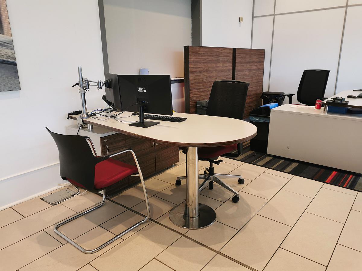 Arnold Clark Glasgow Garscube Road Vauxhall | AccessAble