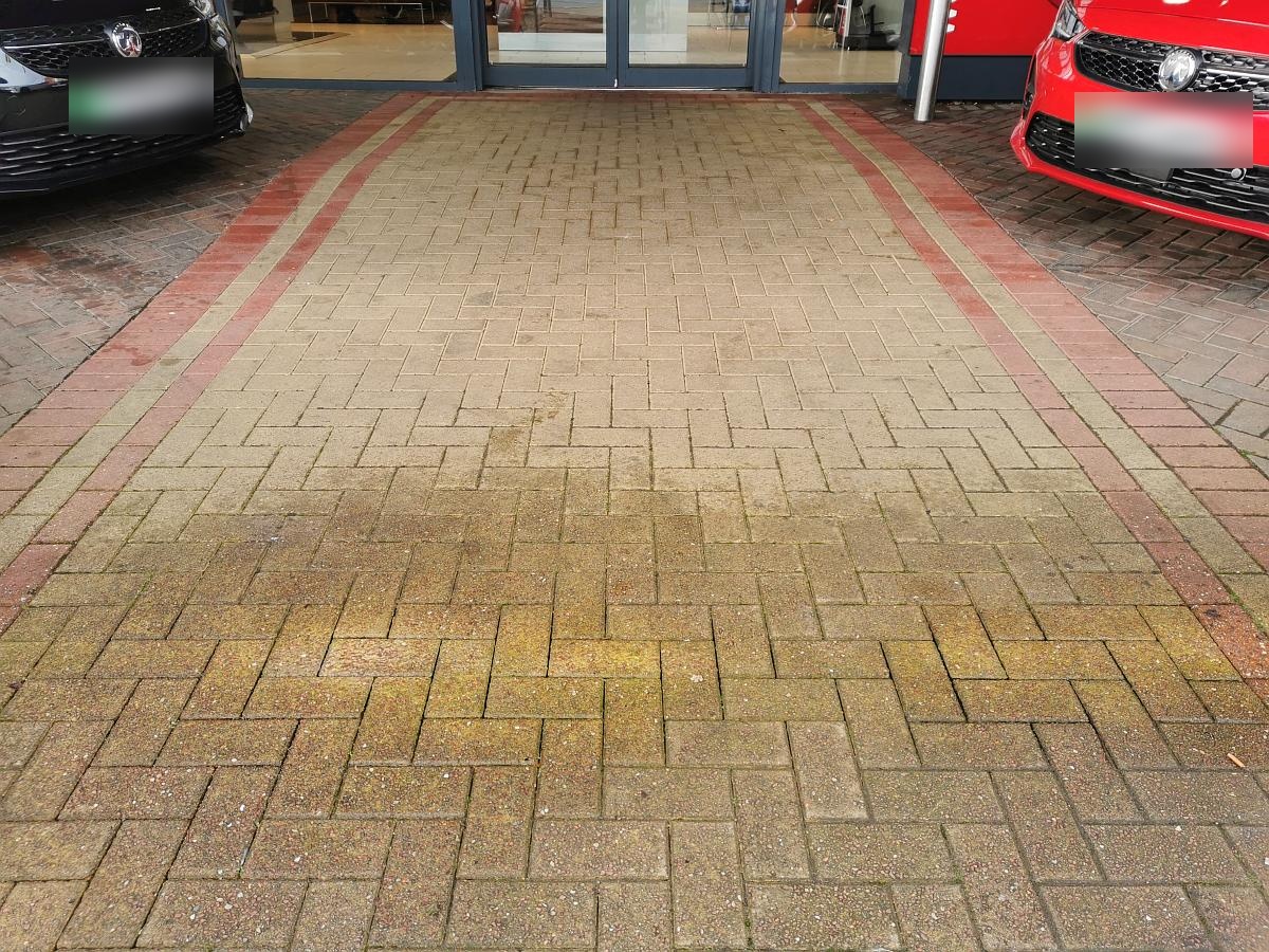 Arnold Clark Glasgow Garscube Road Vauxhall | AccessAble