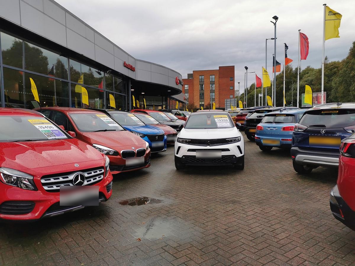 Arnold Clark Glasgow Garscube Road Vauxhall | AccessAble