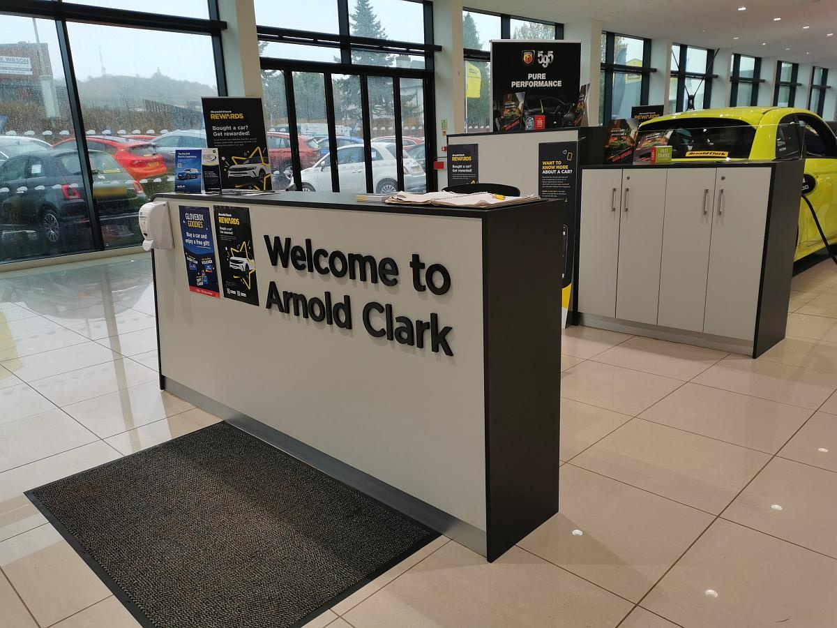 Arnold Clark Dundee Motorstore / Vauxhall / Fiat / Abarth | AccessAble