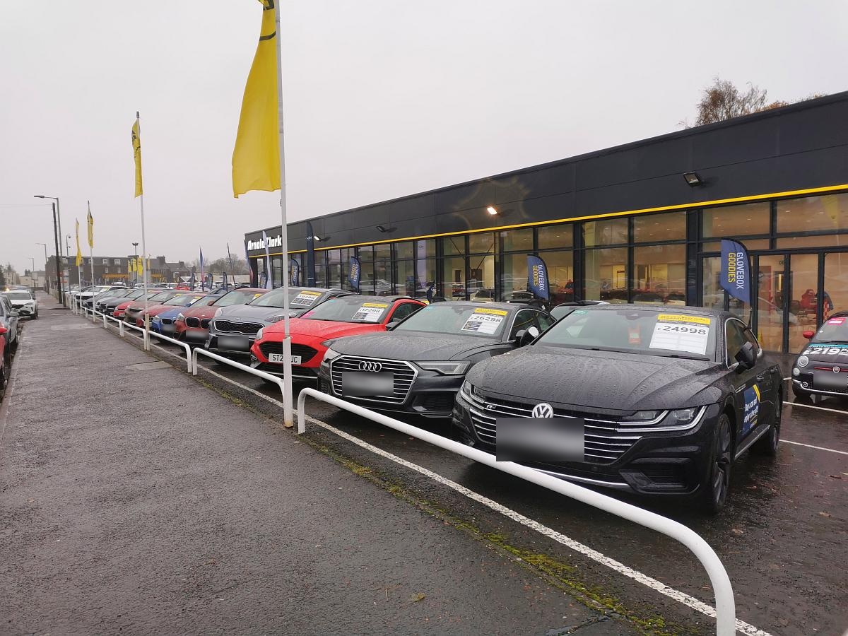 Arnold Clark Dundee Motorstore / Vauxhall / Fiat / Abarth | AccessAble