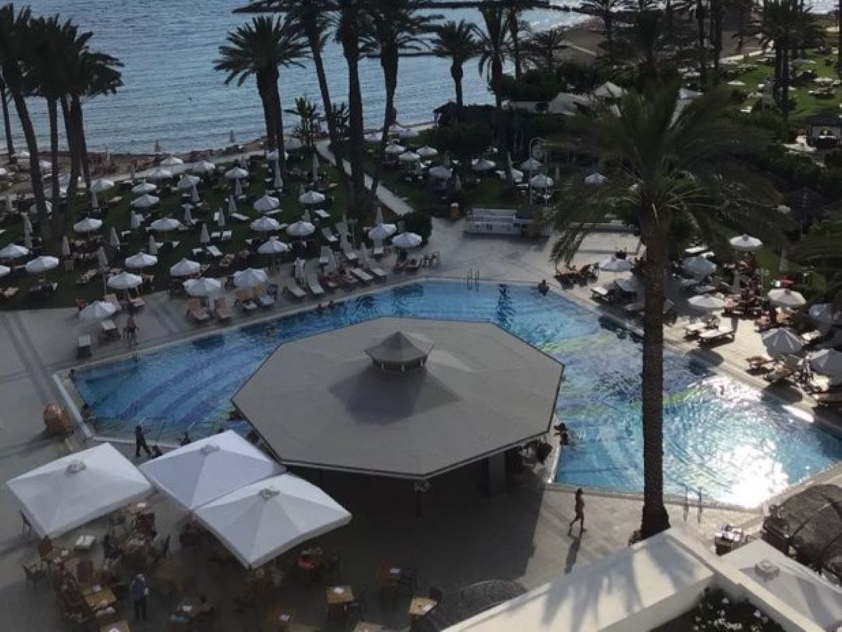 TUI BLUE Pioneer Beach - Swimming Pool | AccessAble