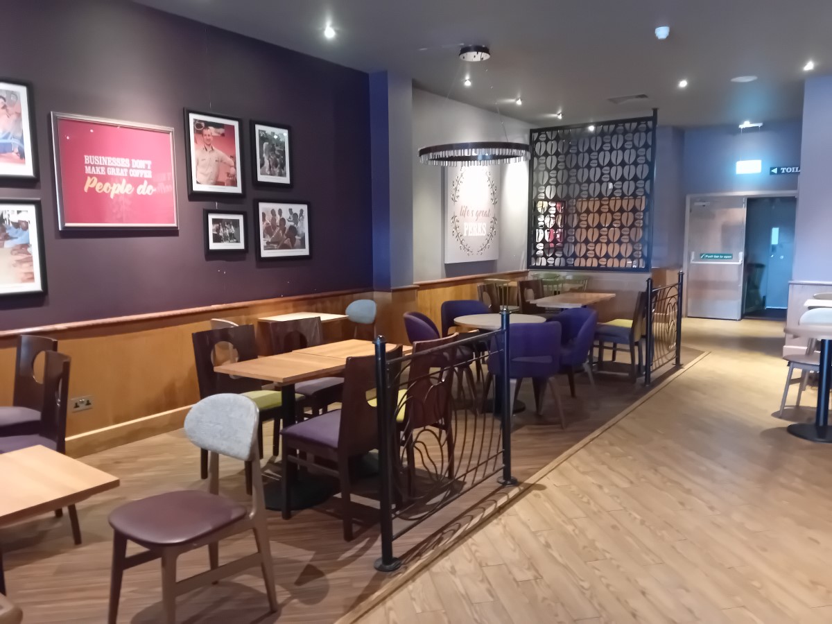 Affinity Devon Outlet Shopping Centre - Costa Coffee | AccessAble