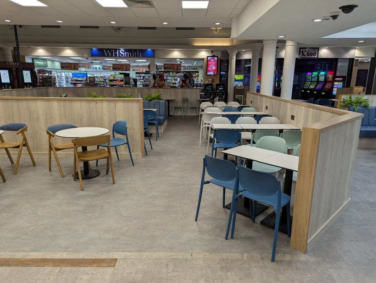 M20 - Maidstone Services - Roadchef | AccessAble