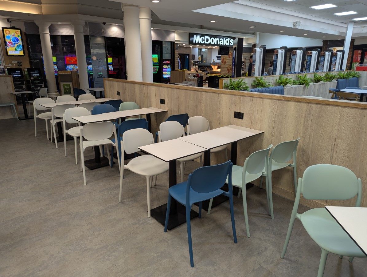 M20 - Maidstone Services - Roadchef | AccessAble