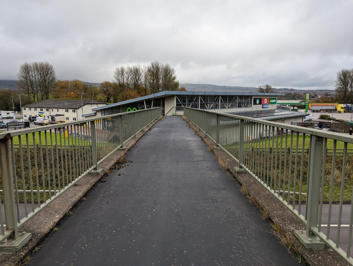 M61 - Rivington Services - Northbound - Euro Garages | AccessAble