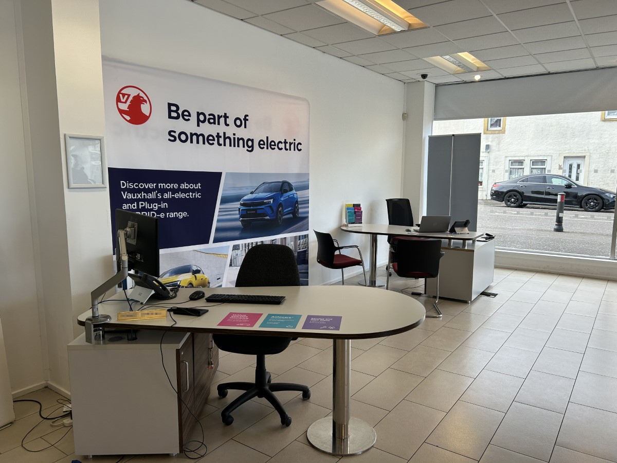 Arnold Clark Stirling Vauxhall | AccessAble