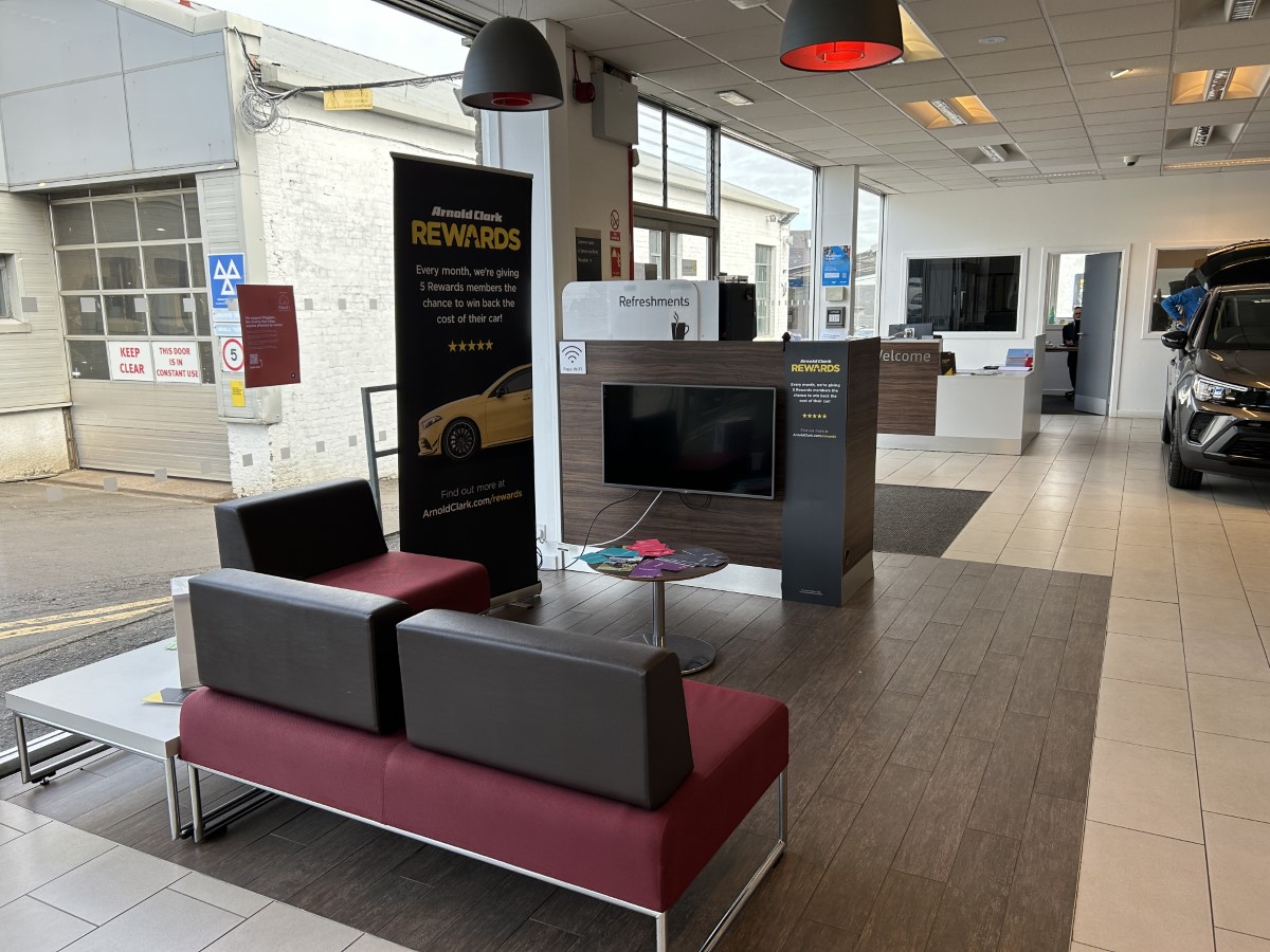 Arnold Clark Stirling Vauxhall | AccessAble