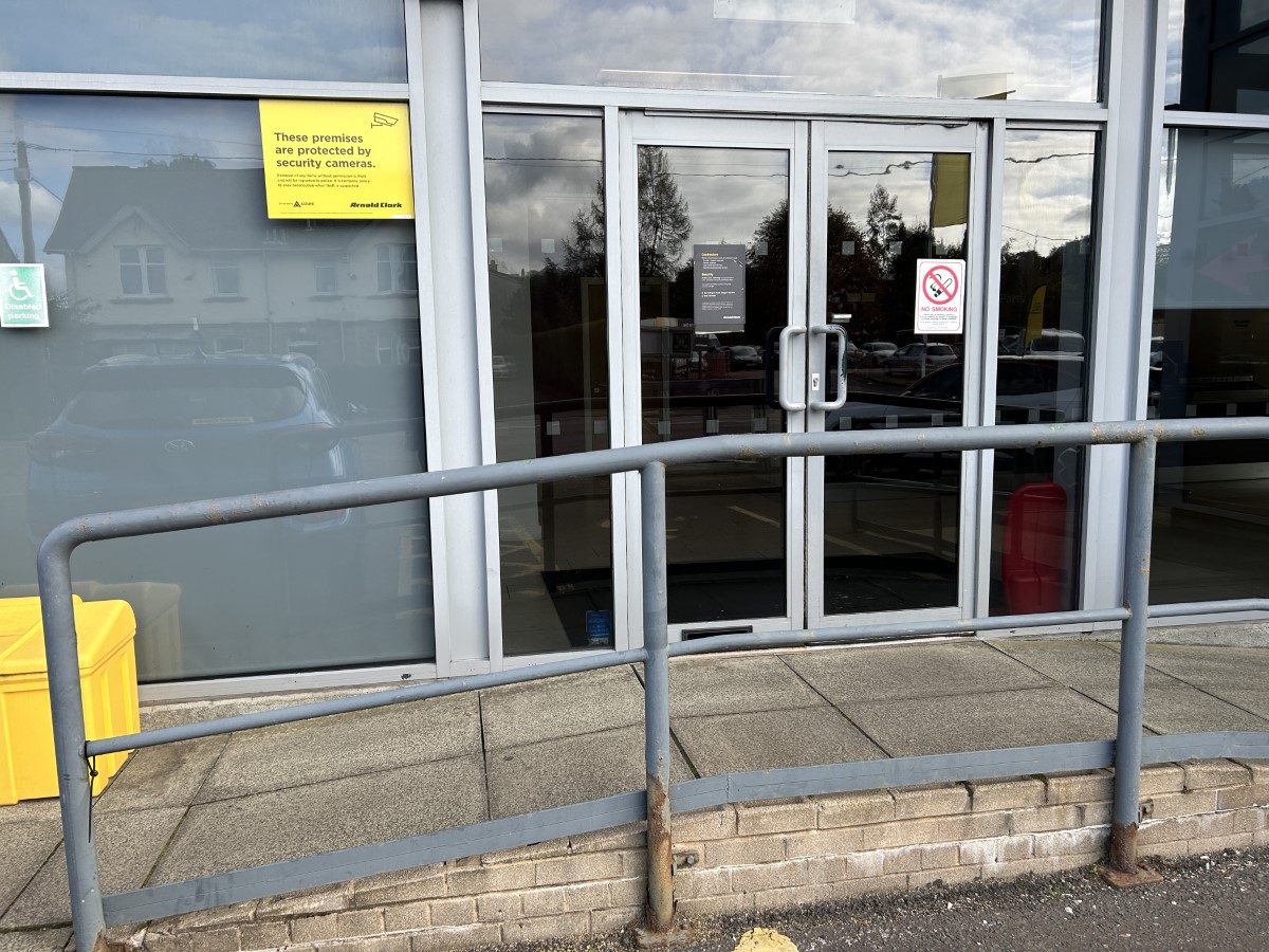 Arnold Clark Stirling Vauxhall | AccessAble