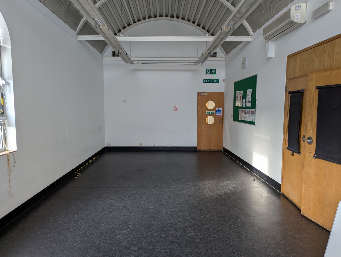 Southfields Library | AccessAble