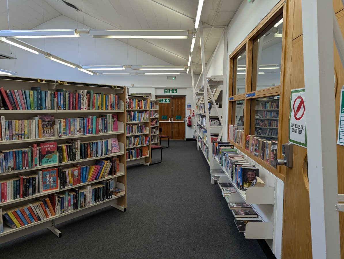 Southfields Library | AccessAble