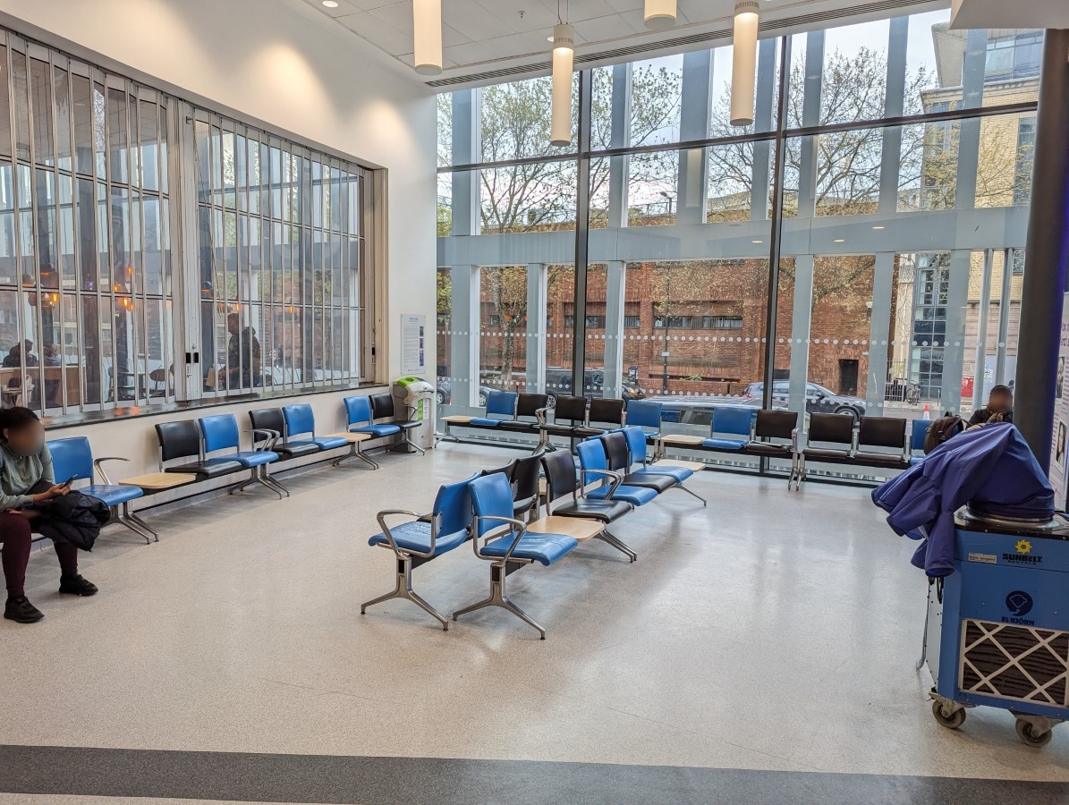 Bristol Royal Infirmary - Hospital Entrances | AccessAble