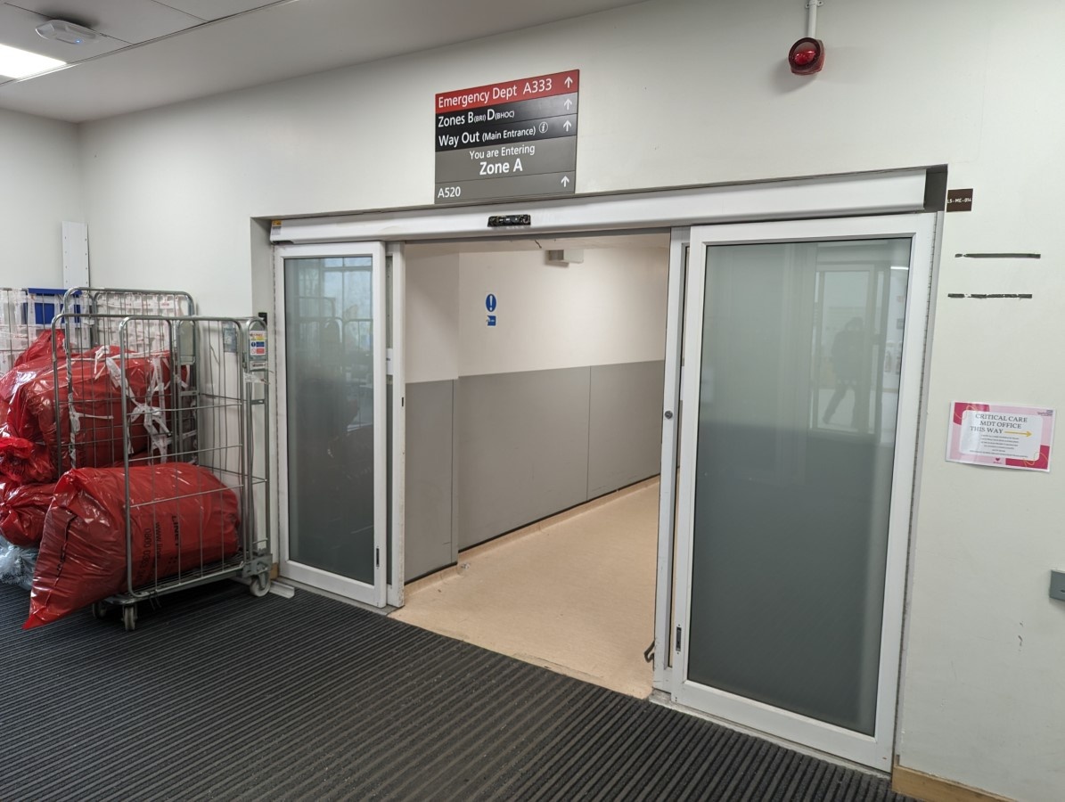Bristol Royal Infirmary - Hospital Entrances | AccessAble