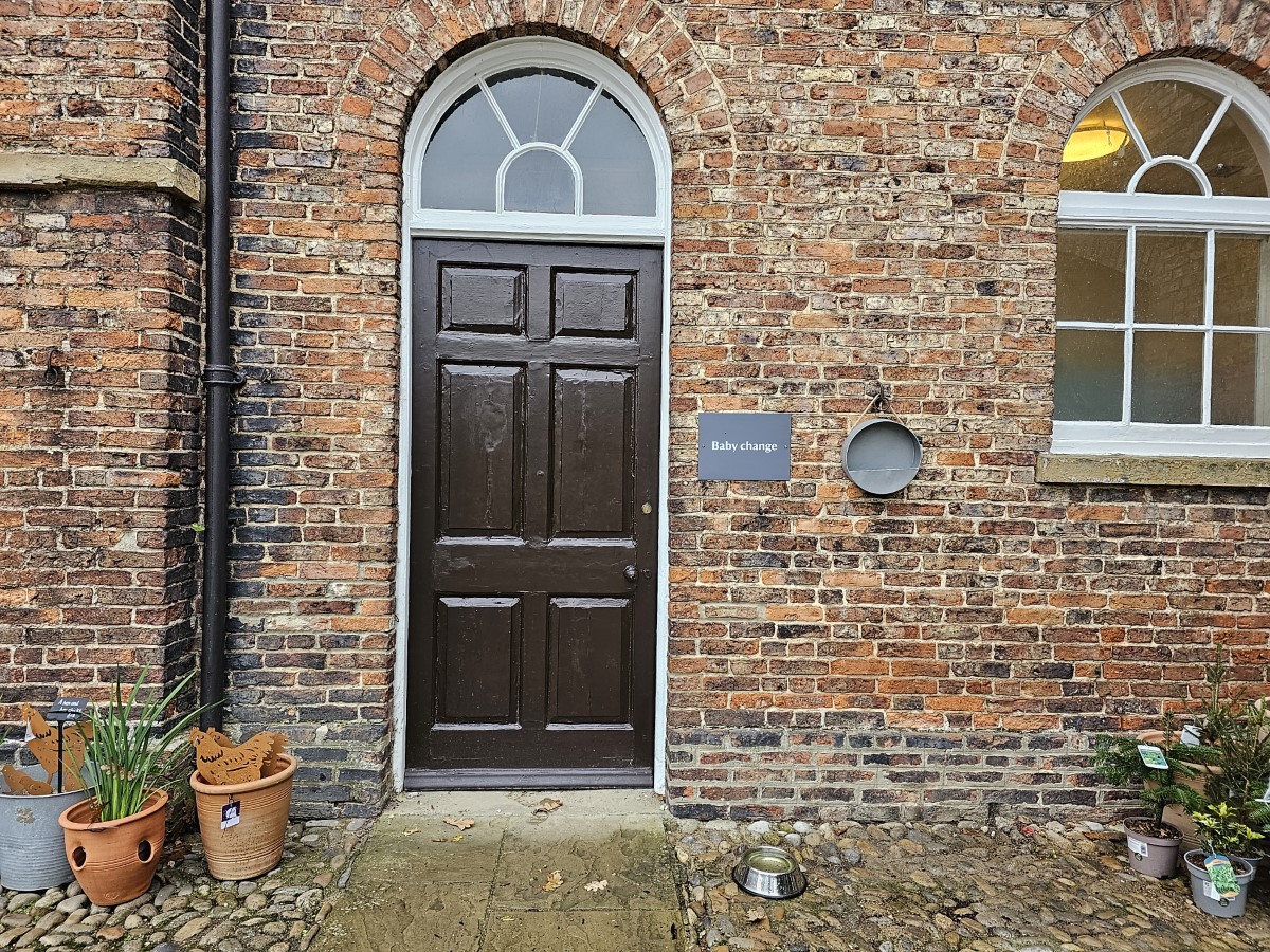 Beningbrough Hall - Parking and Arrival | AccessAble