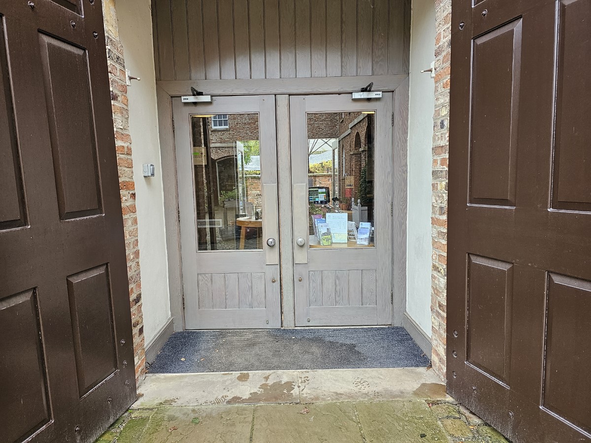 Beningbrough Hall - Parking and Arrival | AccessAble