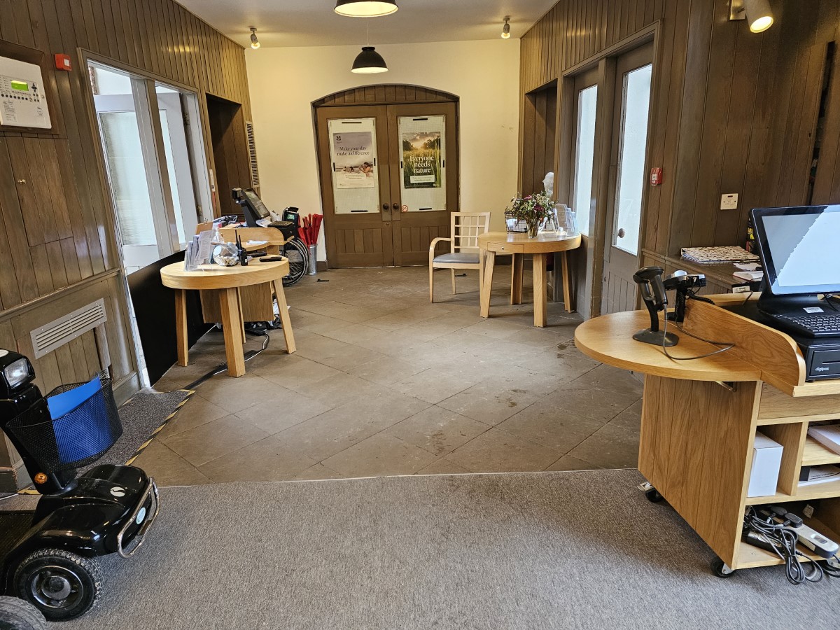 Beningbrough Hall - Parking and Arrival | AccessAble